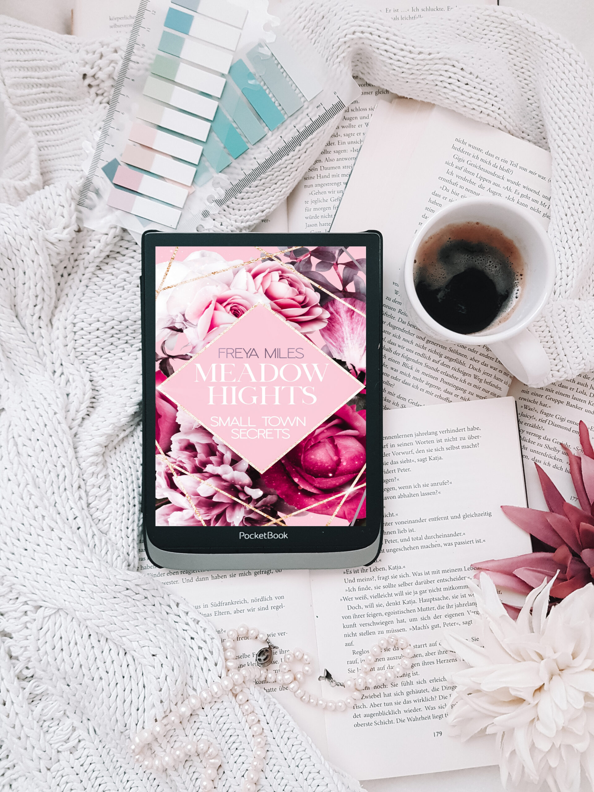 Freya Miles - Meadow Hights: Small Town Secrets ...